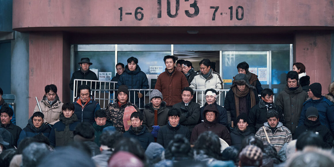 Concrete Utopia Movie Review: Exploring Hope in a Broken World